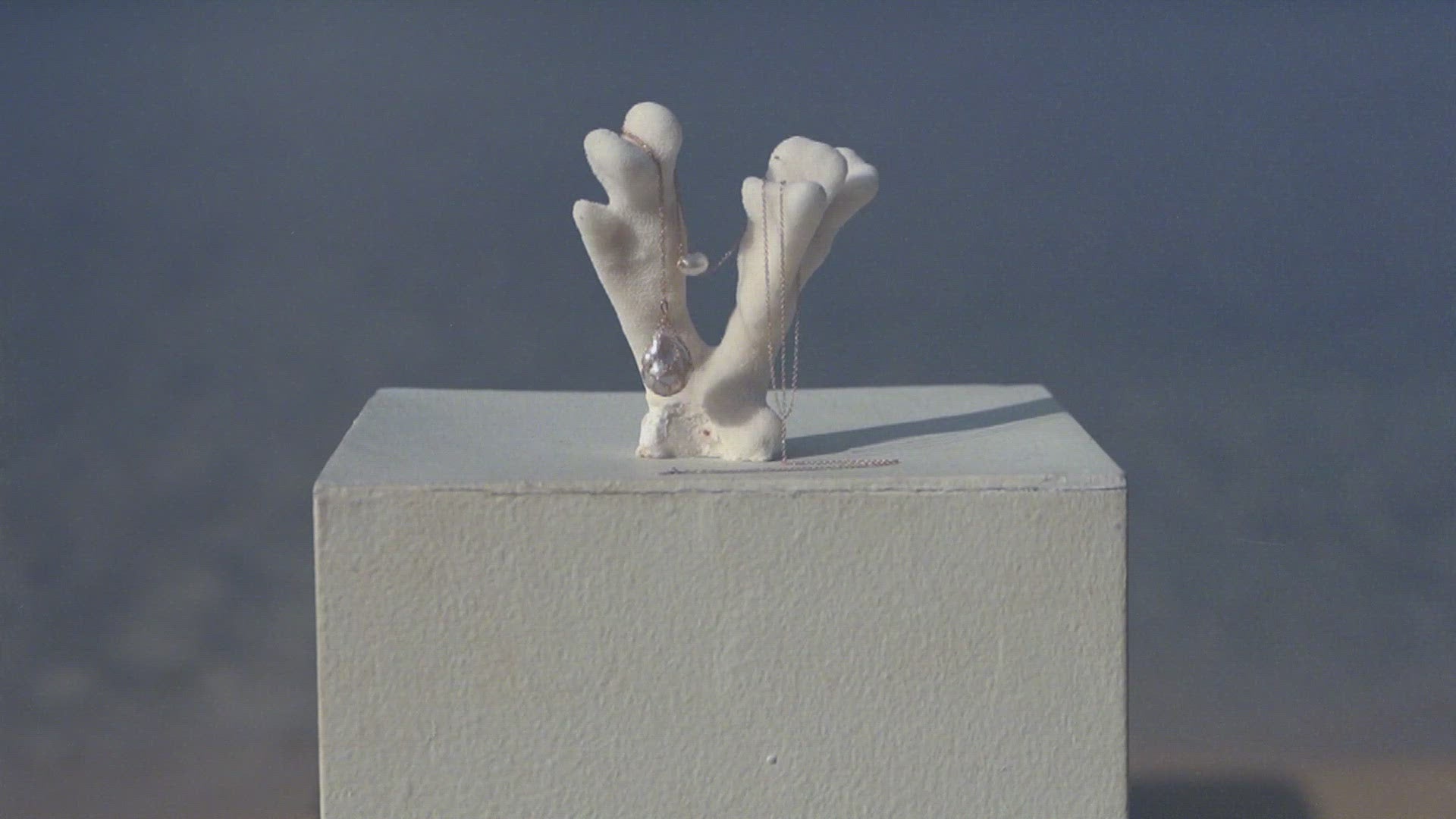 The Net Pendant – Maris Pearl Co.